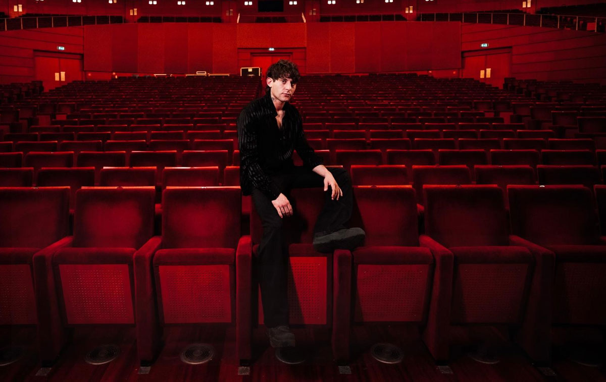 Rkomi torna a Roma con “Mirko nei teatri”: info e biglietti (30 ...