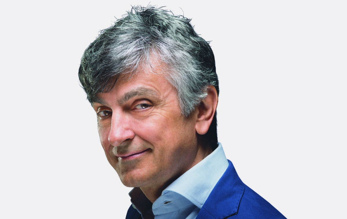 Vincenzo Salemme in scena a Roma nel 2025 con “Ogni promessa è debito ...